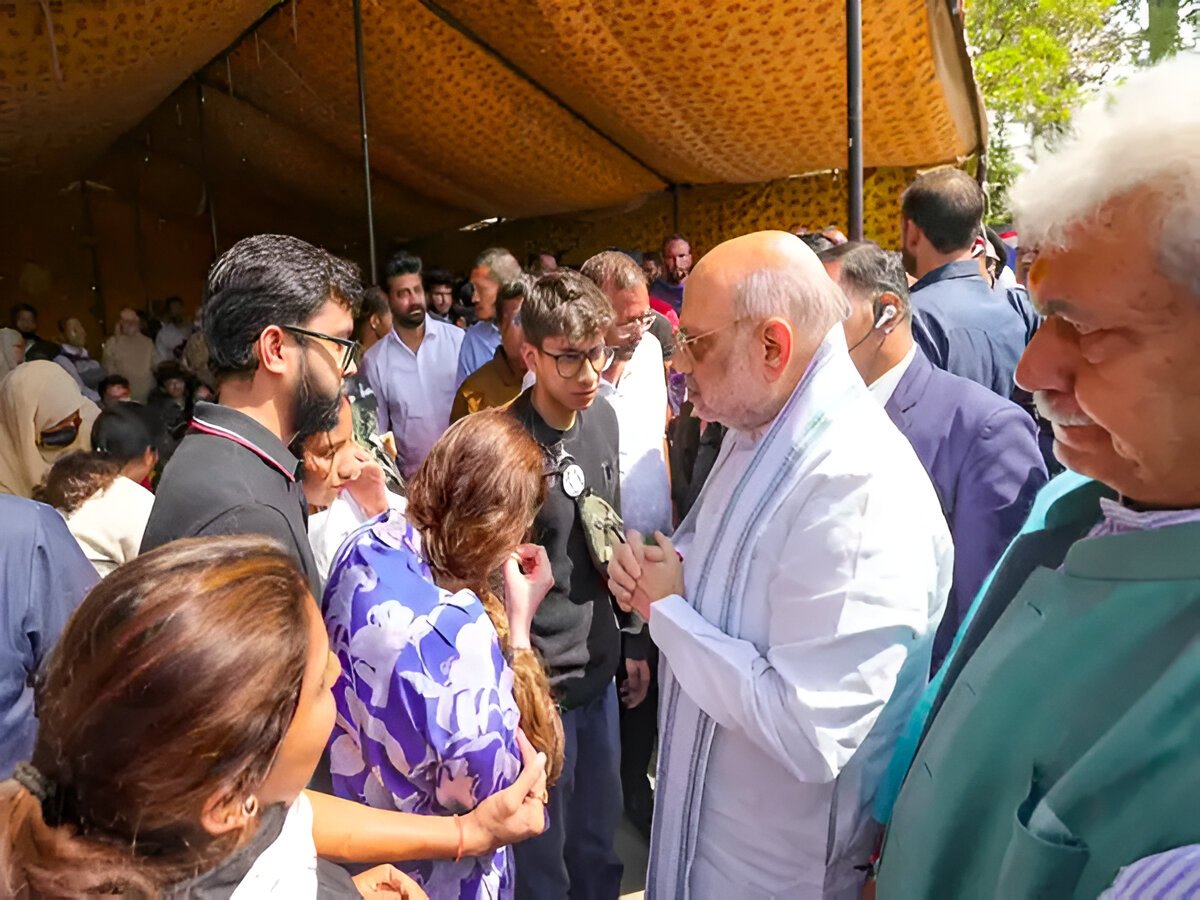 Pahalgam Attack: Amit Shah Meets Survivors, Lays Wreath on Deceased ...
